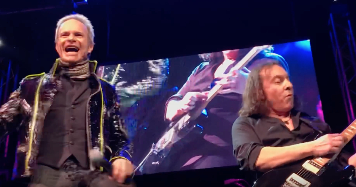 When David Lee Roth Opened a 2020 Vegas Residency | Best Classic Bands