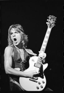 March 19, 1982: Guitarist Randy Rhoads Dies | Best Classic Bands