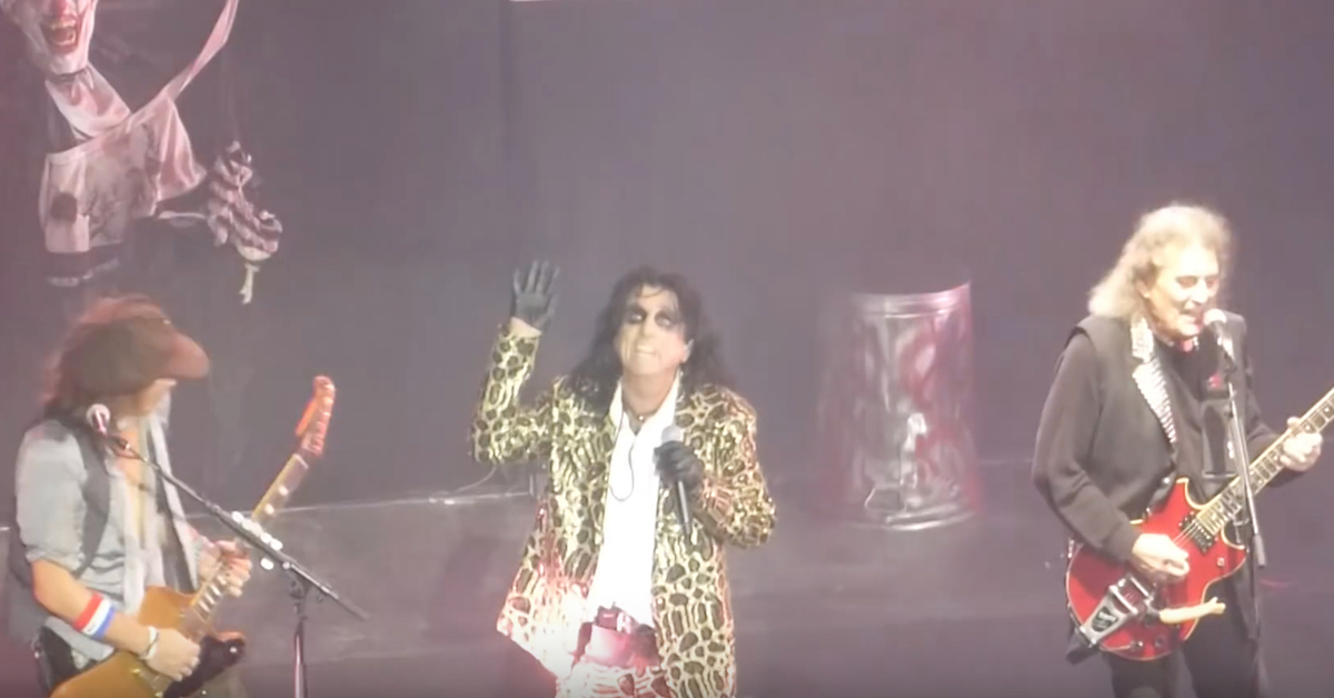 Alice Cooper Original Band Reunites Again: Watch | Best Classic Bands