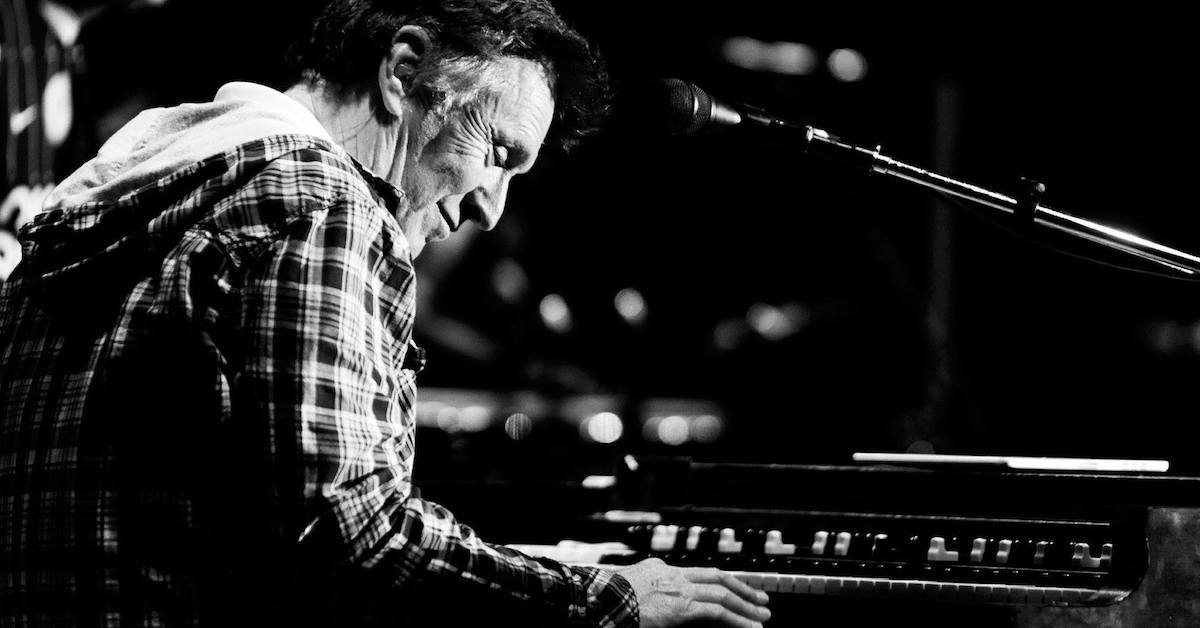 13 Best Rock Organists (& Their Most Killer Tracks) | Best Classic Bands