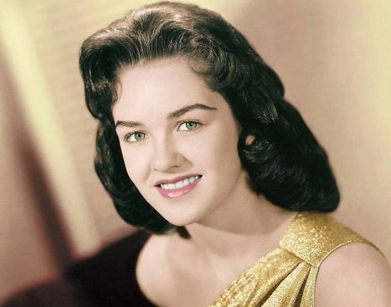 Lorrie Collins, Rockabilly Singer (Collins Kids), Dies at 76 | Best ...