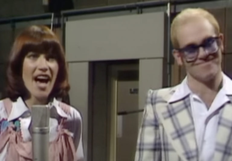 Remember Kiki Dee? English Singer Rocketed to Stardom in the '70s ...