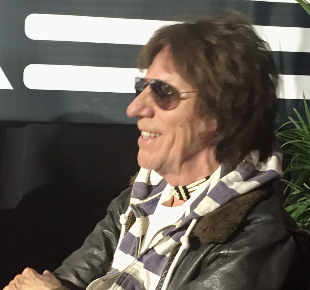 Jeff Beck is Mourned By Fellow Rock Legends - Best Classic Bands