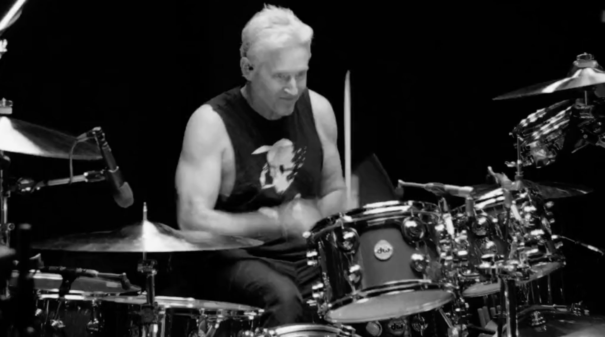 Foo Fighters Introduce New Drummer as Busy 2023 Begins | Best Classic Bands