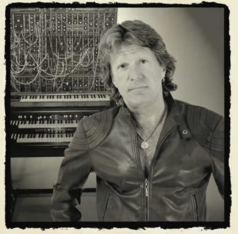 Keith Emerson Gets Career-Spanning Box Set | Best Classic Bands