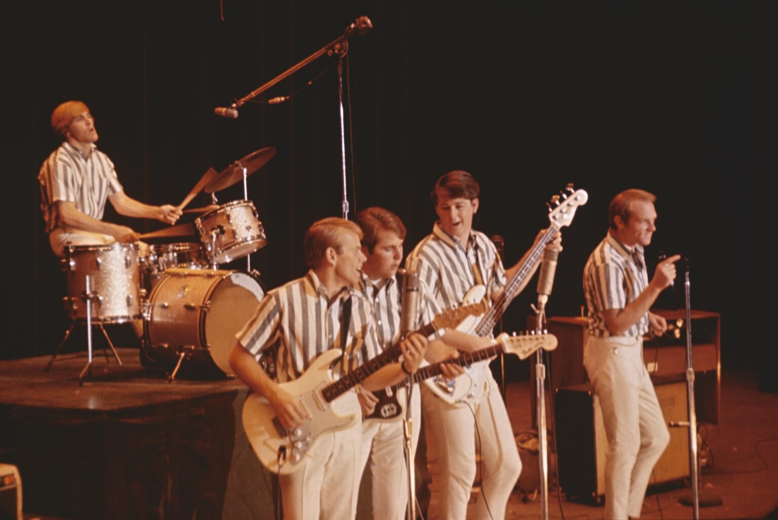 Brian Wilson & the Beach Boys’ 'Don't Worry Baby': Instant Inspiration ...