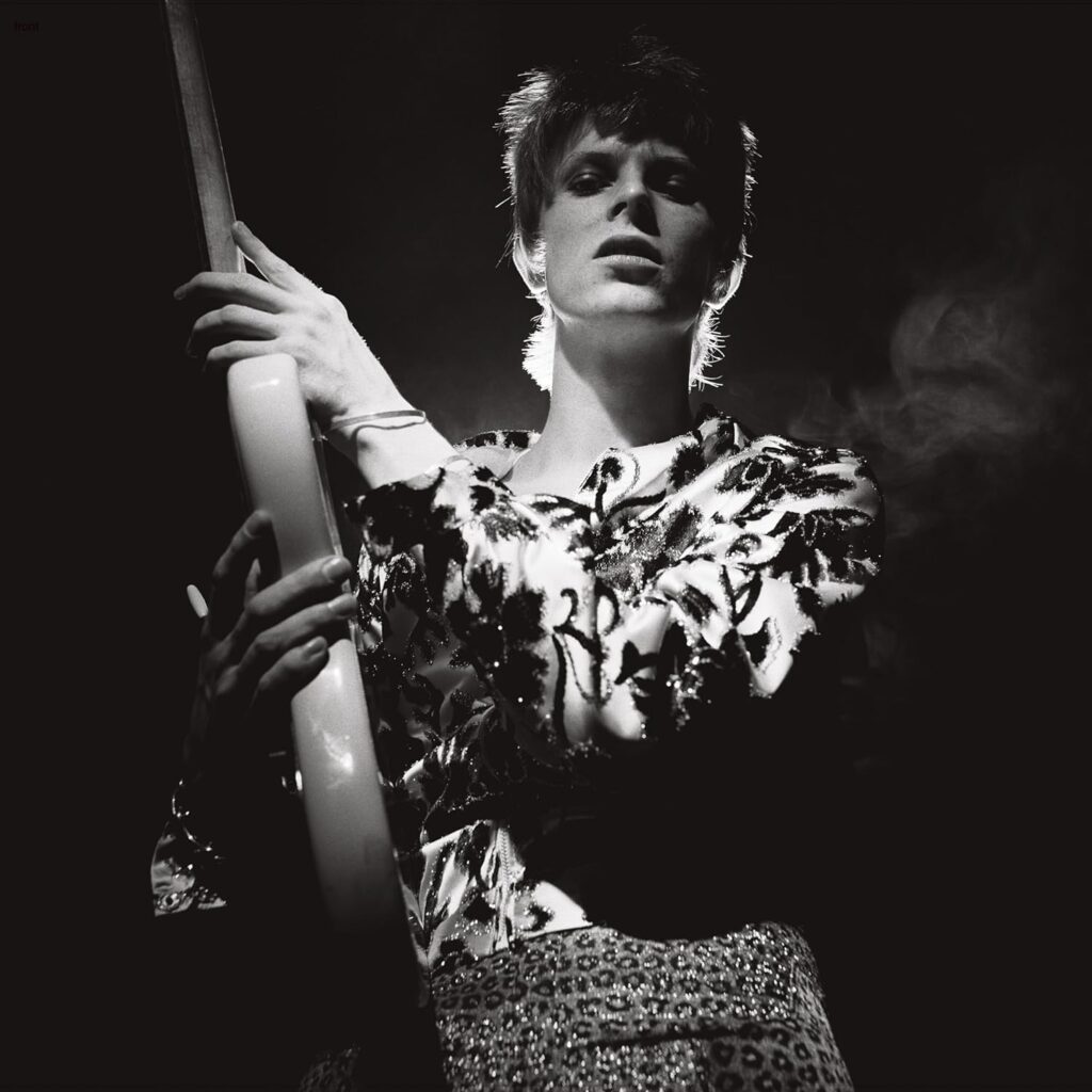 David Bowie ‘Ziggy Stardust’ Era is Celebrated With “Rock ‘n’ Roll Star ...