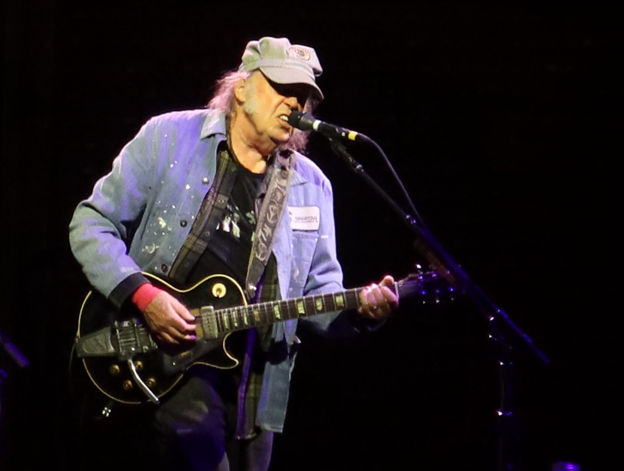 Neil Young Cancels Free Concert in Ukraine | Best Classic Bands