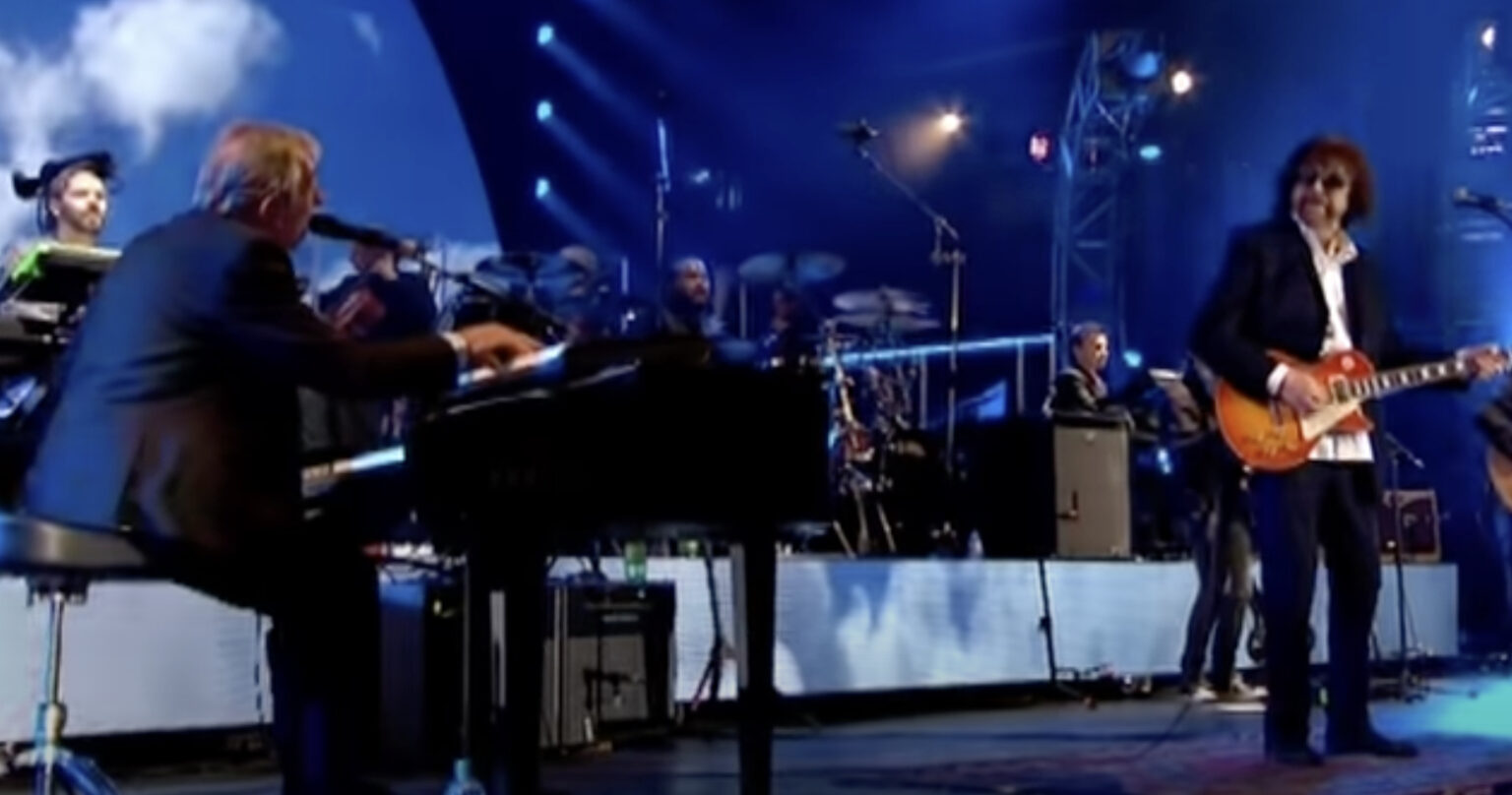 Remembering Longtime ELO Keyboardist Richard Tandy | Best Classic Bands