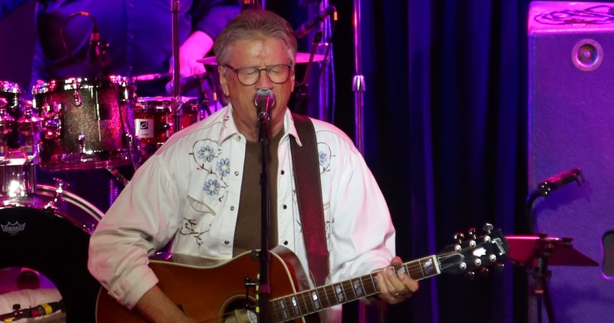 Richie Furay, Retiring, Says Farewell in Rousing Concert: Review | Best ...
