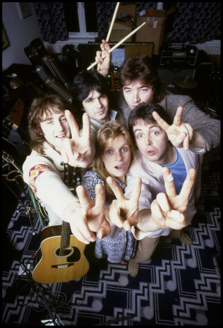 Paul McCartney Tells Story of ‘Wings: A Band on the Run’ in New Book ...