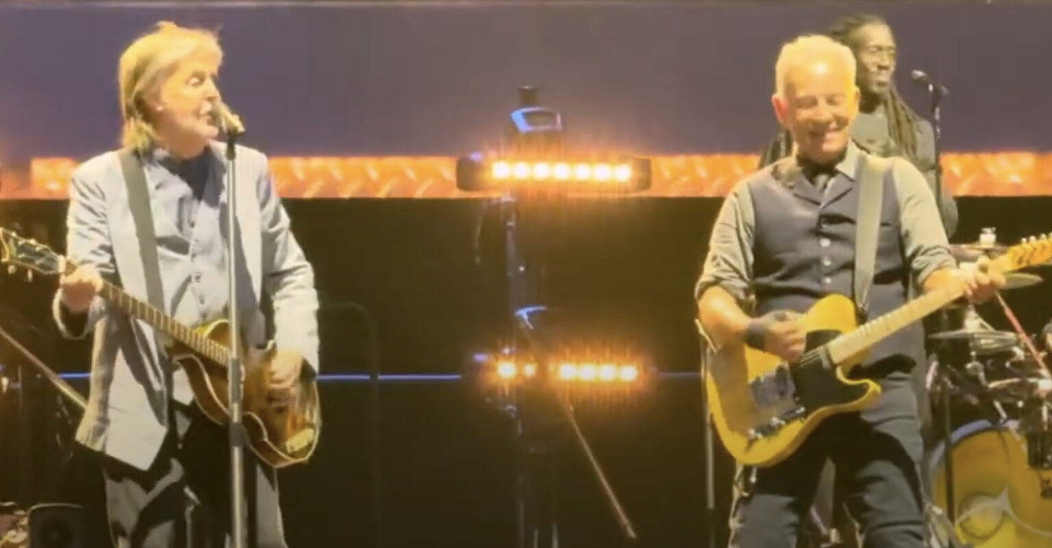 When Paul McCartney Joined Bruce Springsteen at a Liverpool Concert ...