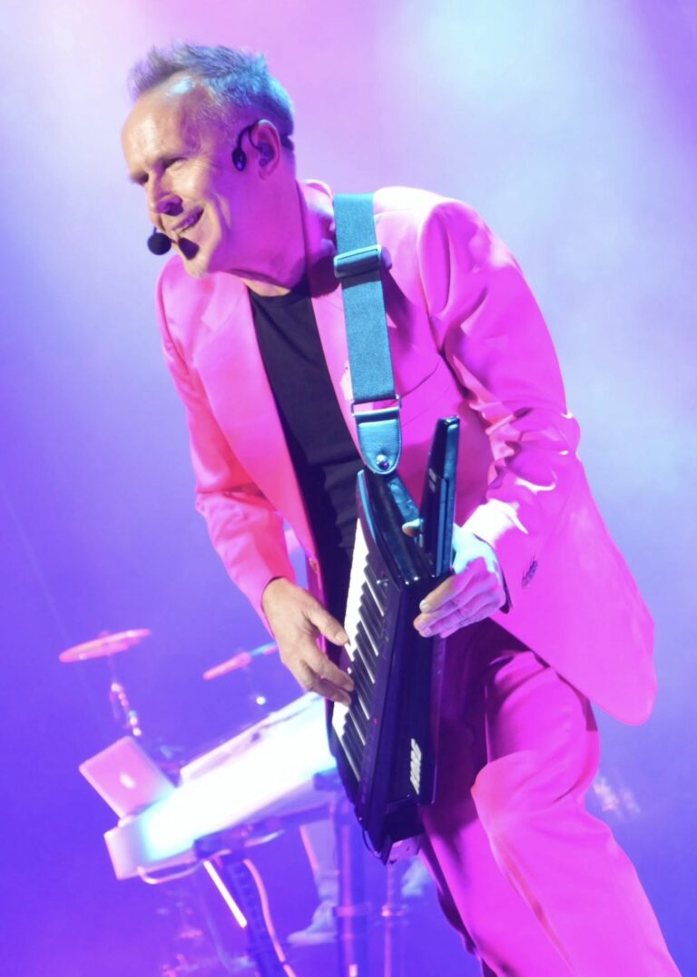It's an '80s Summer: Howard Jones, Wang Chung, English Beat and Modern ...
