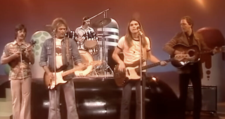 12 Overlooked Rock Songs of 1976 - Best Classic Bands